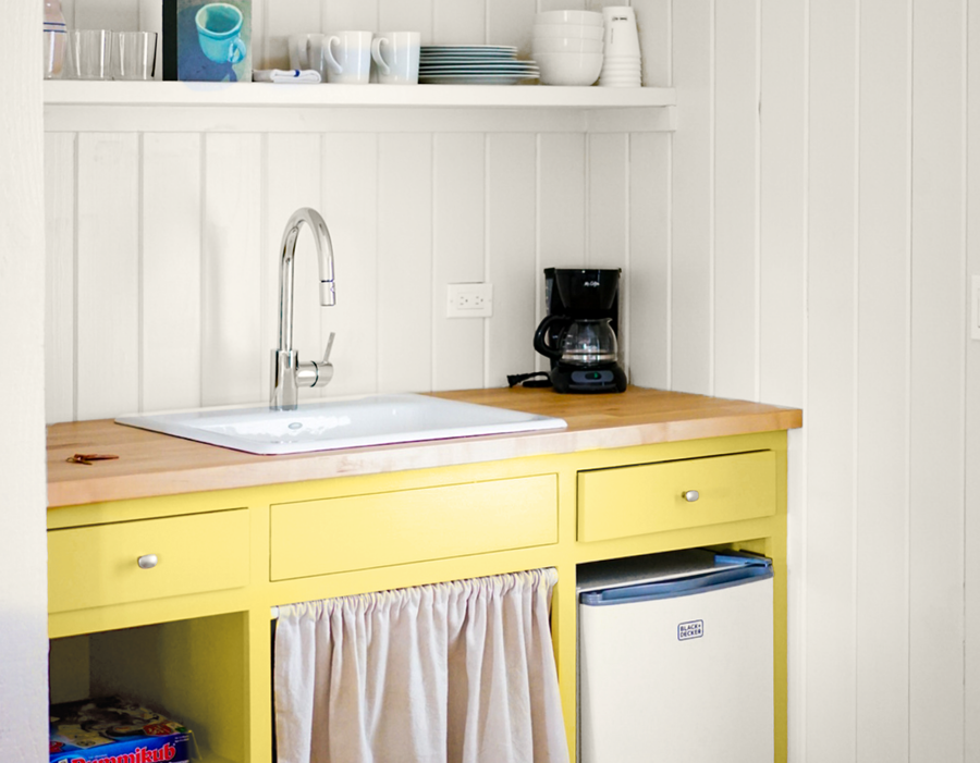 YesColours | Calming Yellow paint swatch