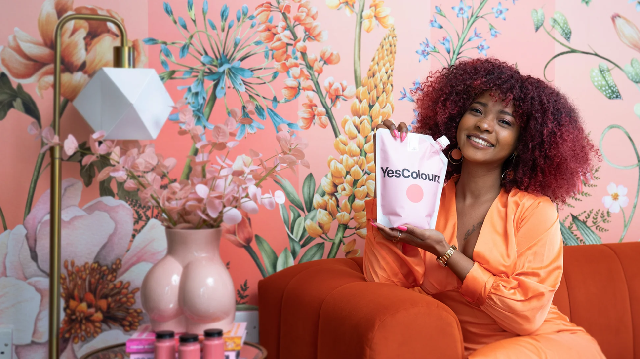 YesColours | How To Use Our Electric Black Paint Colour At Home